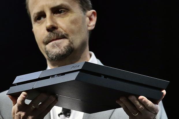 Andrew House Claims Sony "Had No Intention Of Changing" Their DRM Model ...