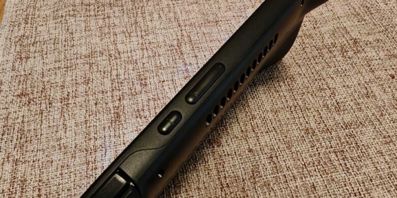 Retroid Pocket 5 Review - "One of the best gaming handhelds you can buy ...